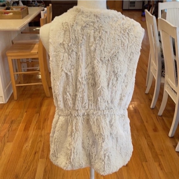 melody | Jackets & Coats | Melody Butter Soft Fuzzy Beige Vest | Poshmark